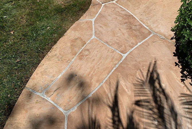 Fresh, Clean, Inviting Flagstone Walkway | Stonework Professionals in ...